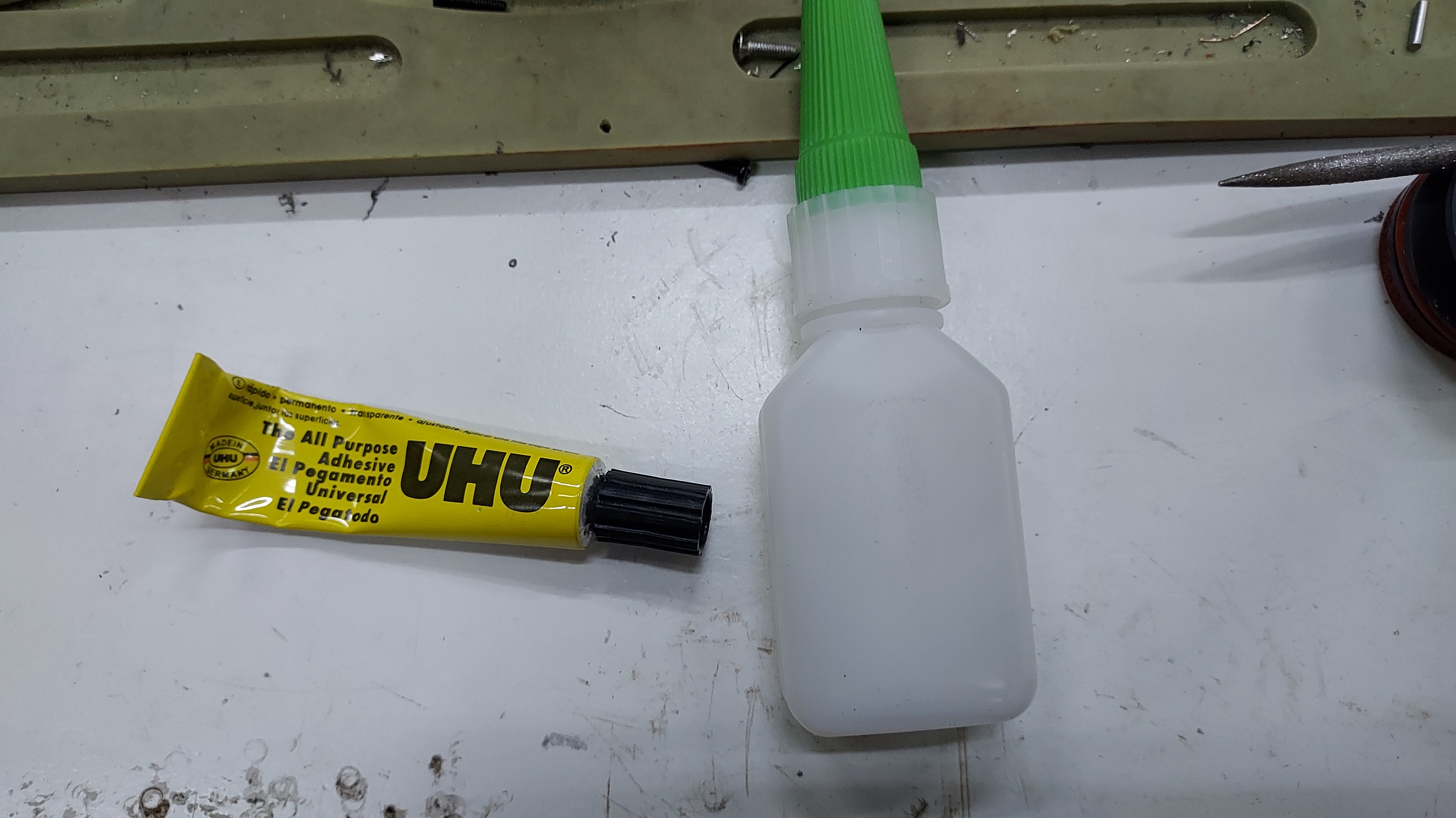 In this guide we'll be using super glue to secure the breech gasket to ...