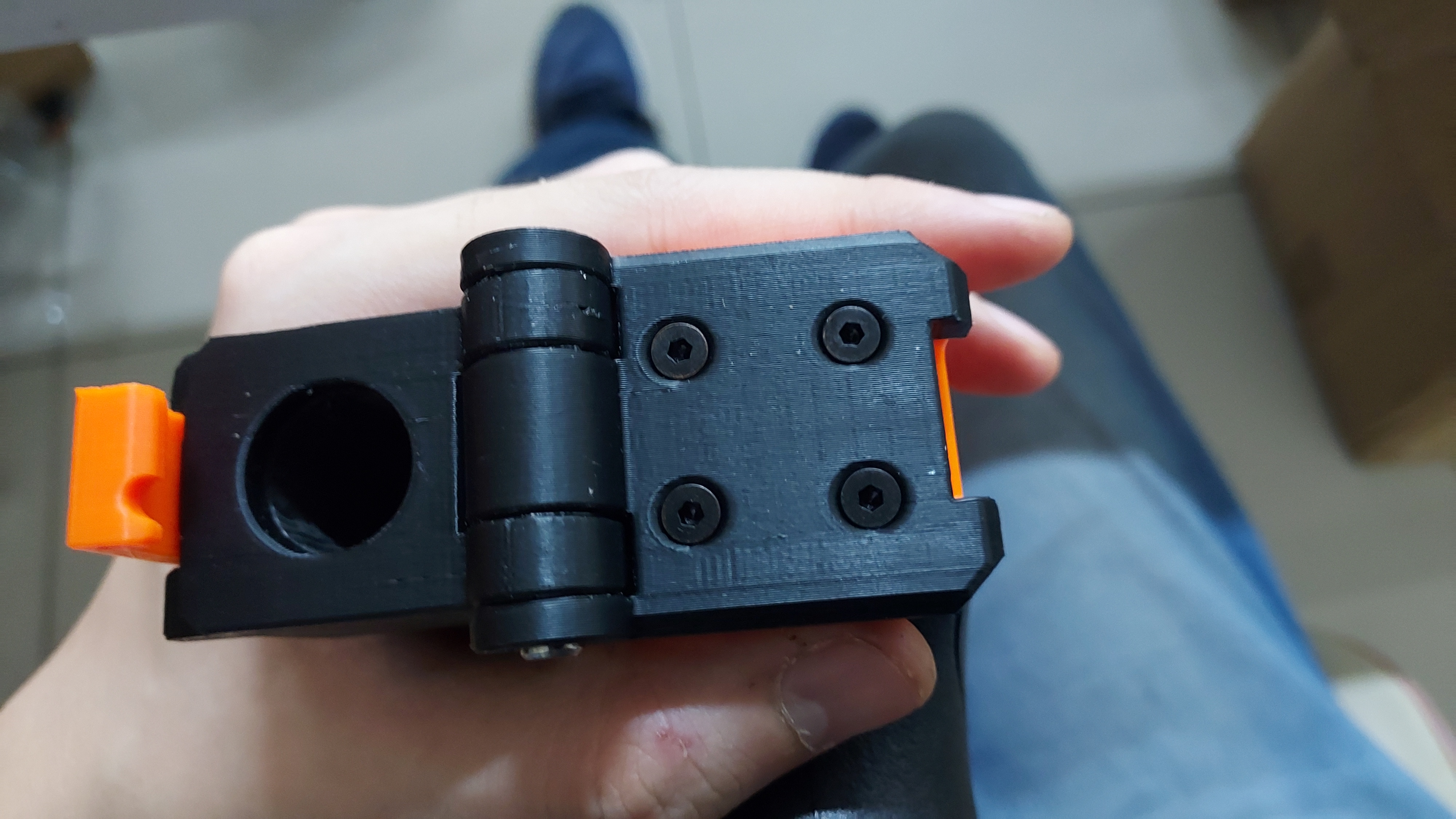 Screw in the body piece and the buttstock in place